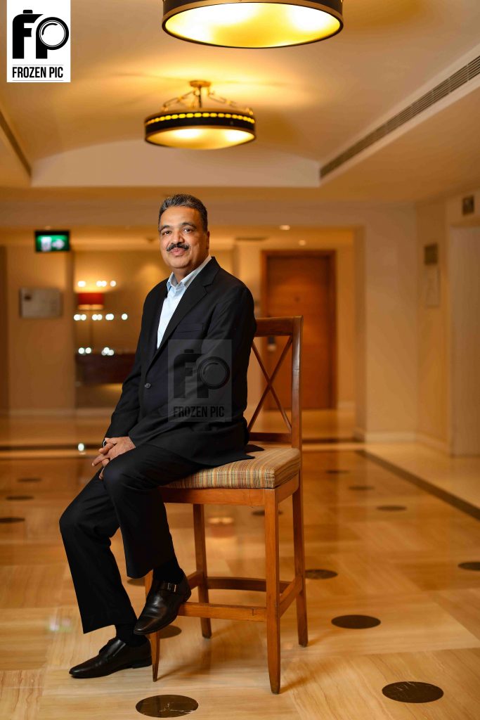 Corporate Leaders – frozenpic