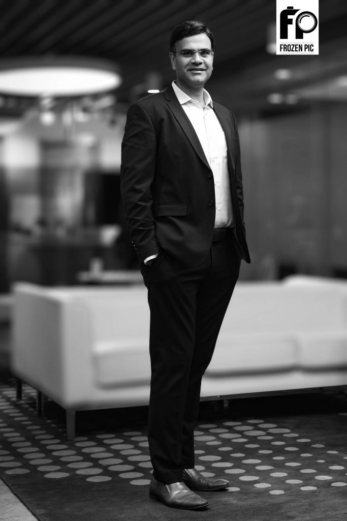 Corporate Leaders – frozenpic